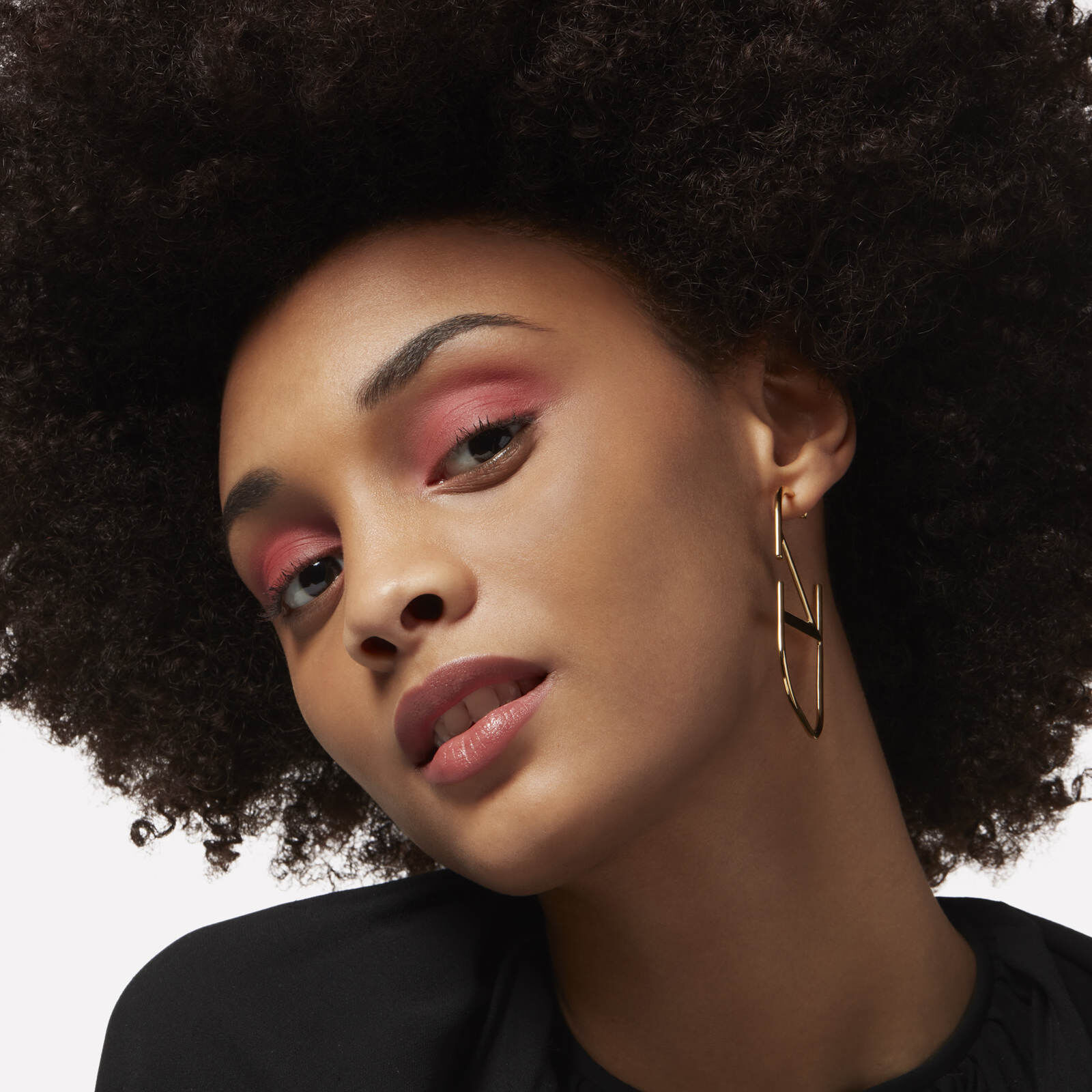 EYE2CHEEK: a versatile BLUSH & EYESHADOW | Valentino Beauty